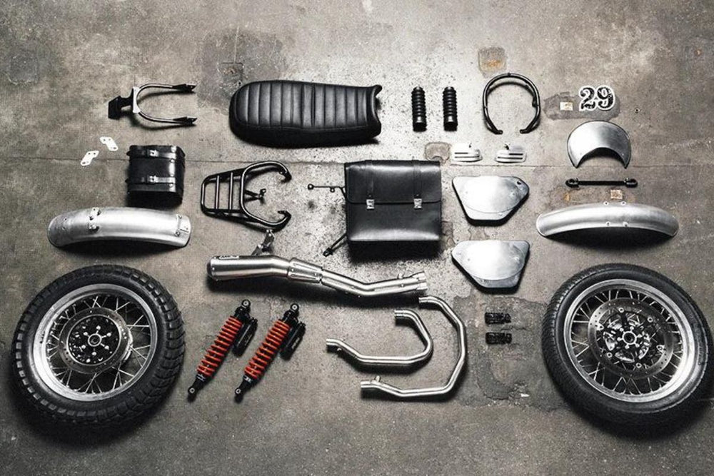 MODIFICATIONS TO MAKE A SCRAMBLER - REM