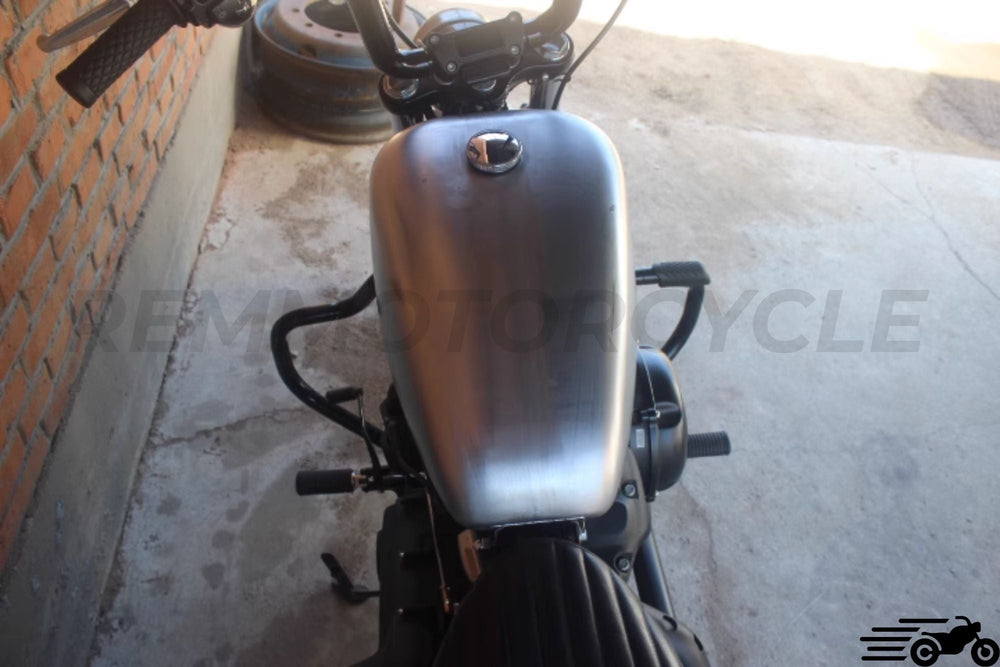 Harley Softail 3.17GAL Peanut Tank - REM