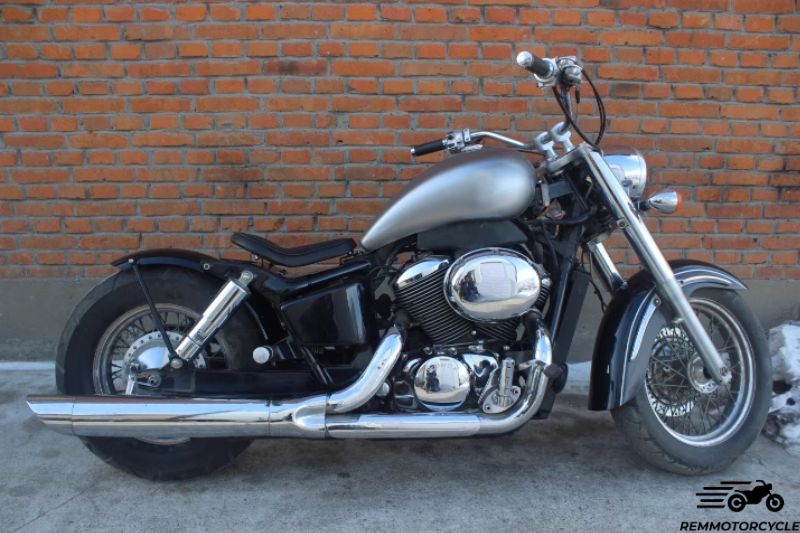 3.7-Gallon Gas Tank for Honda Shadow 750 - REM
